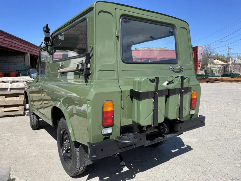 ARO 243 Nou + una pentru piese – ARO 4×4